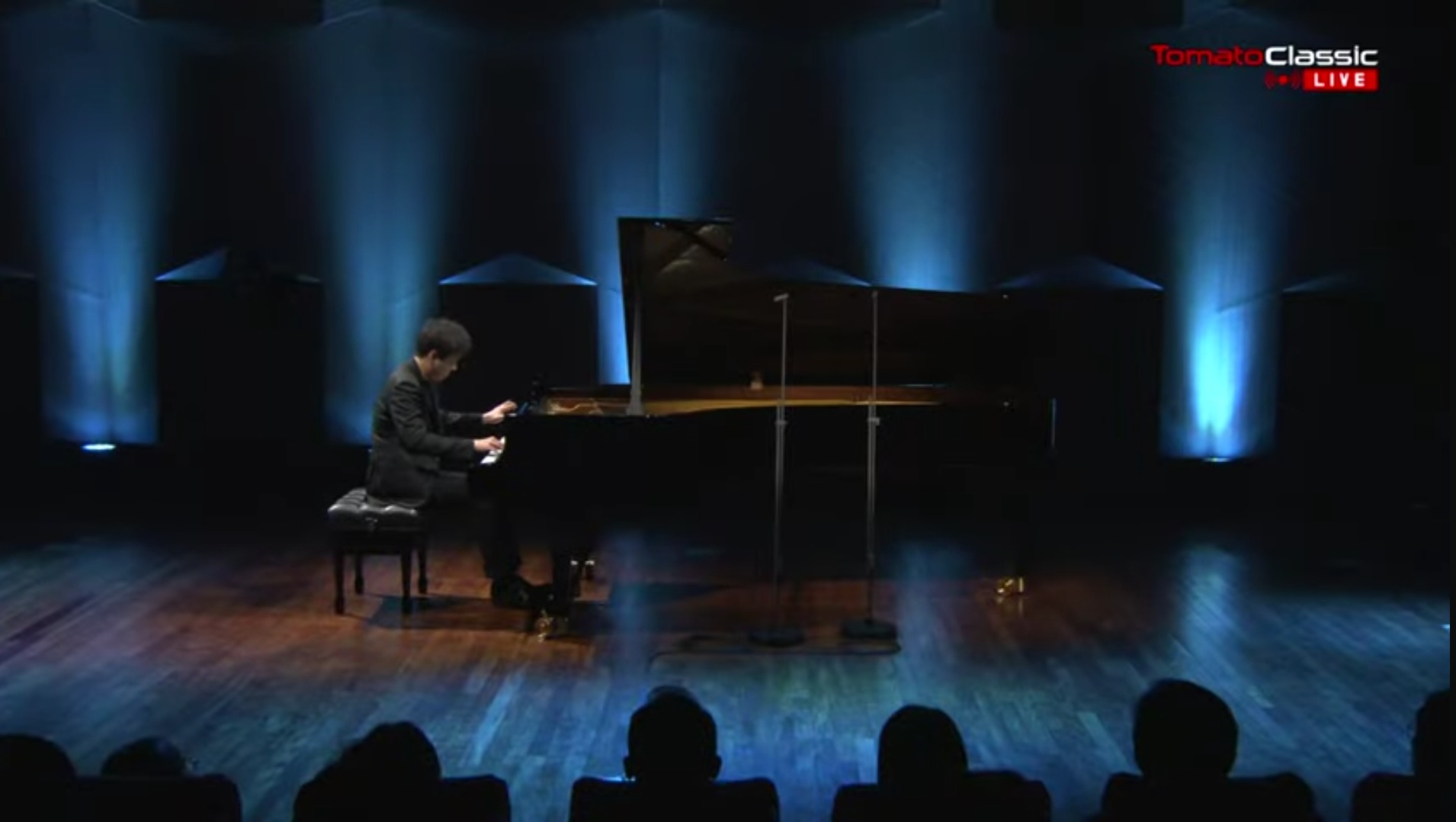 Chi Ho HAN – Concert Pianist